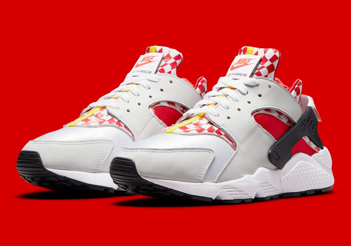 Liverpool FC x Nike Air Huarache ‘’YNWA’’ - DN5080-100 | Sneaker Style