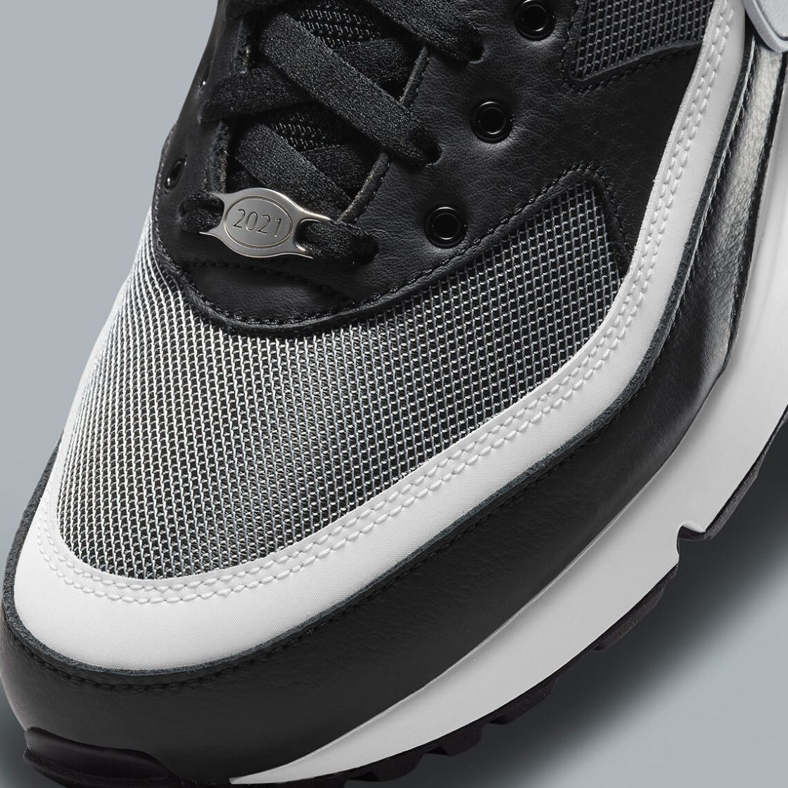 Nike Air Max BW ‘’Lyon’’ - City Pack - DM6445-001 | Sneaker Style