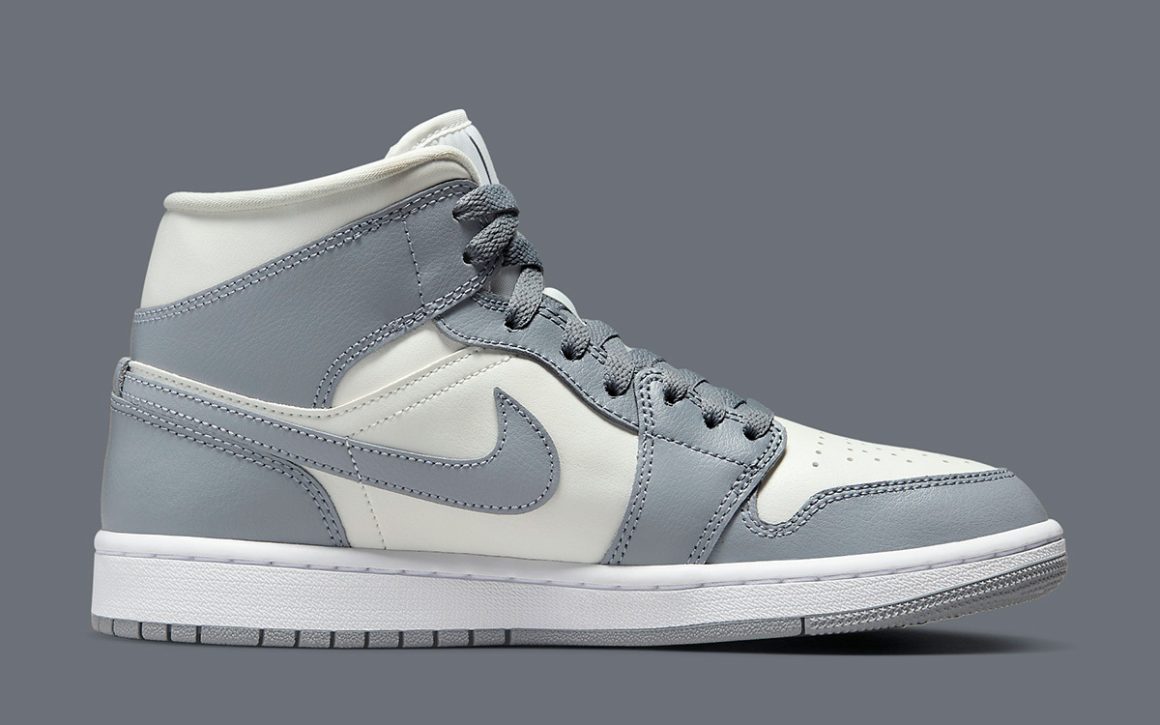 Air Jordan 1 Mid WMNS ‘’Stealth’’ - BQ6472-115 | Sneaker Style
