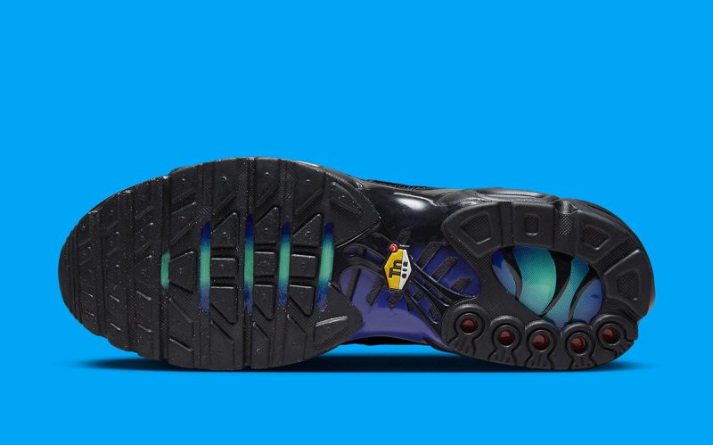 Nike Air Max Plus ‘’Berlin’’ - DZ4509-001 | Sneaker Style