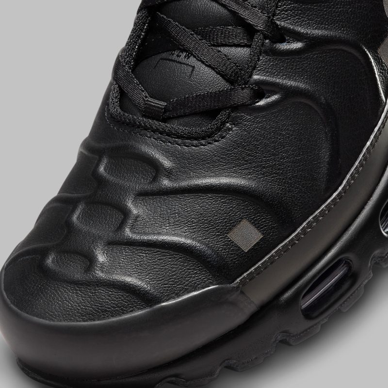 A-COLD-WALL x Nike Air Max Plus ‘’Black’’ - FD7855-001 | Sneaker Style
